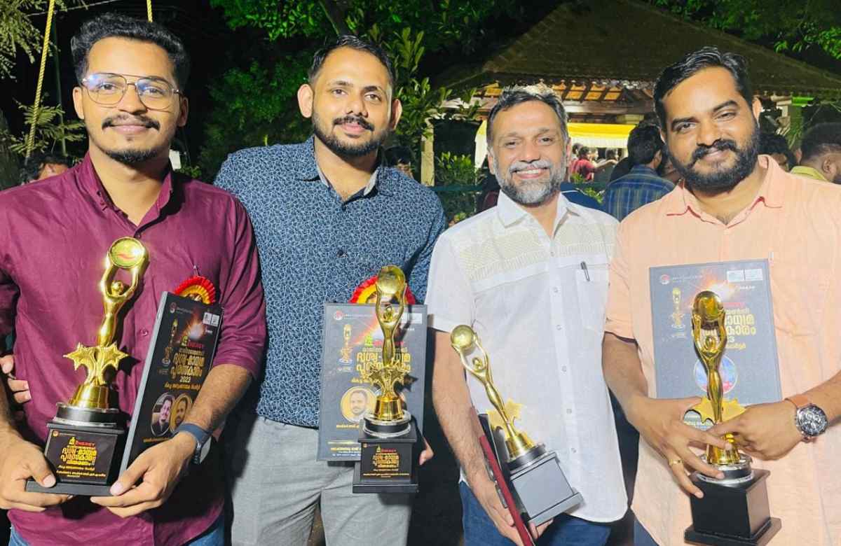 പത്രപ്രവർത്തന സംഭാവനകൾക്കുള്ള അംഗീകാരമായി, രാജ് നാരായണൻജി വിഷ്വൽ മീഡിയ ...